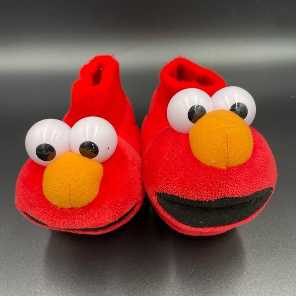 Sesame Street | Shoes | Sesame Street Red Childrens 56 Elmo Slippers ...